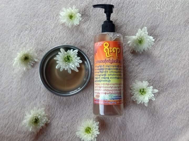 Yoya Myanmar Traditional Shampoo (350ml), Beauty & Personal Care, Hair ...