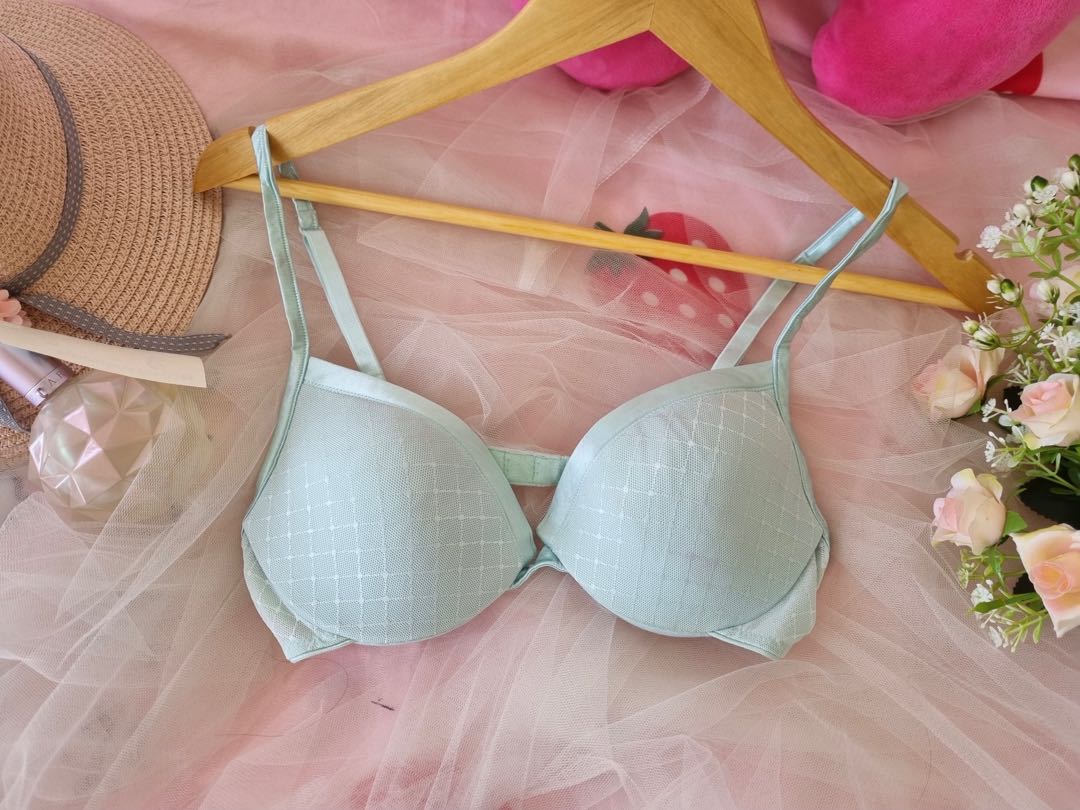 Branded bra 32C body, Women's Fashion, Undergarments & Loungewear on ...