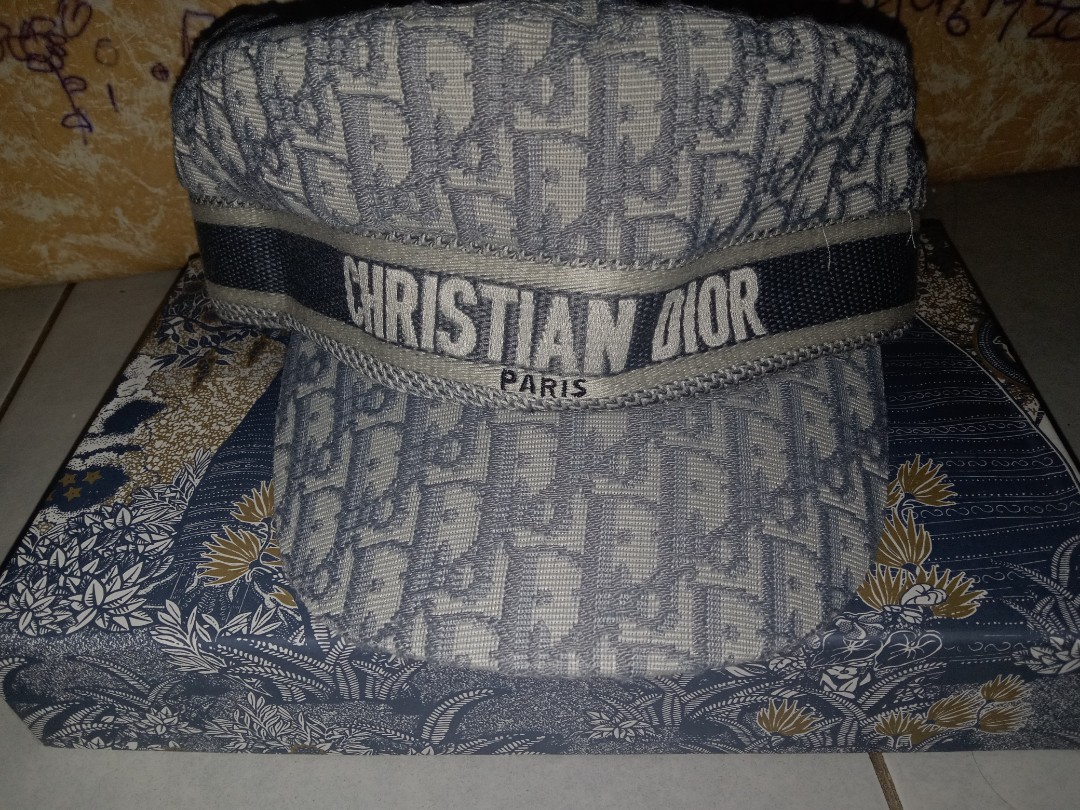 CD Hat, Men's Fashion, Watches & Accessories, Caps & Hats on Carousell