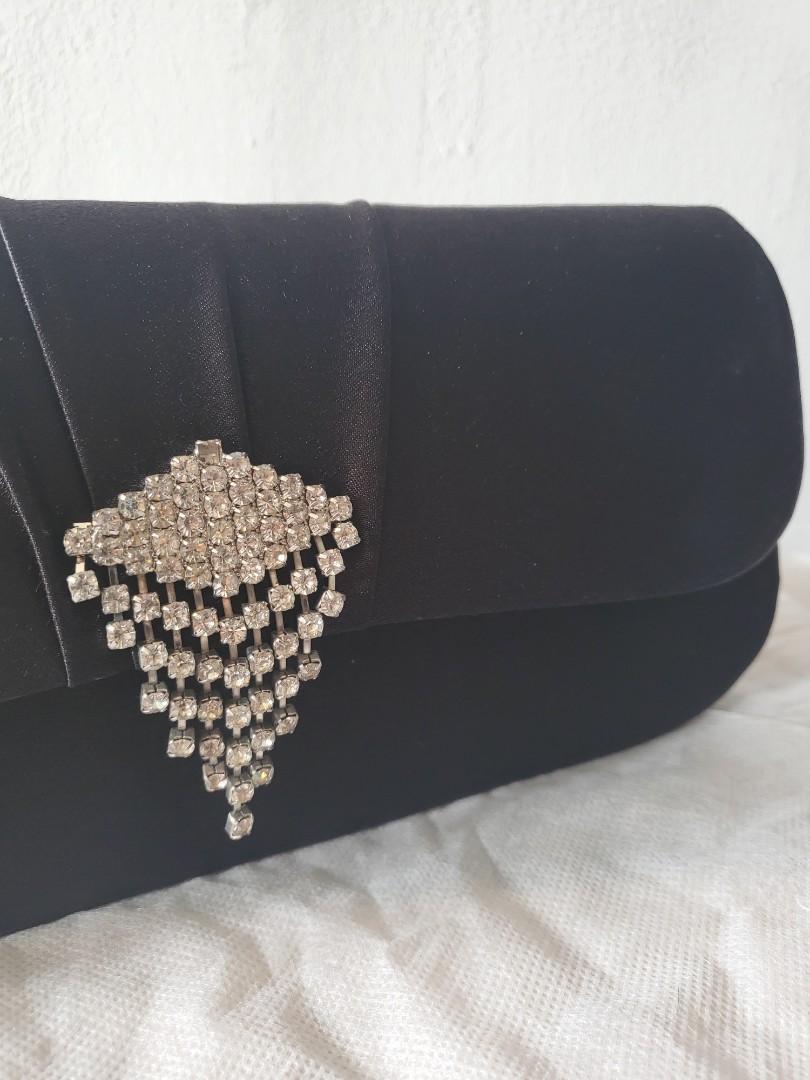 Evening dinner clutch, Women's Fashion, Bags & Wallets, Clutches on ...