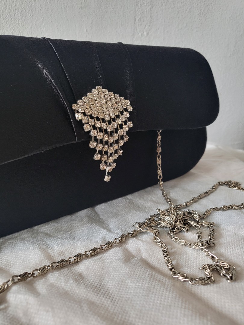 Evening dinner clutch, Women's Fashion, Bags & Wallets, Clutches on ...