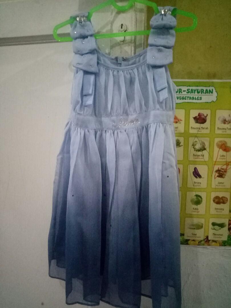 Gaun gradasi warna biru size 100, Bayi & Anak, Baju Anak Perempuan, 1 ...