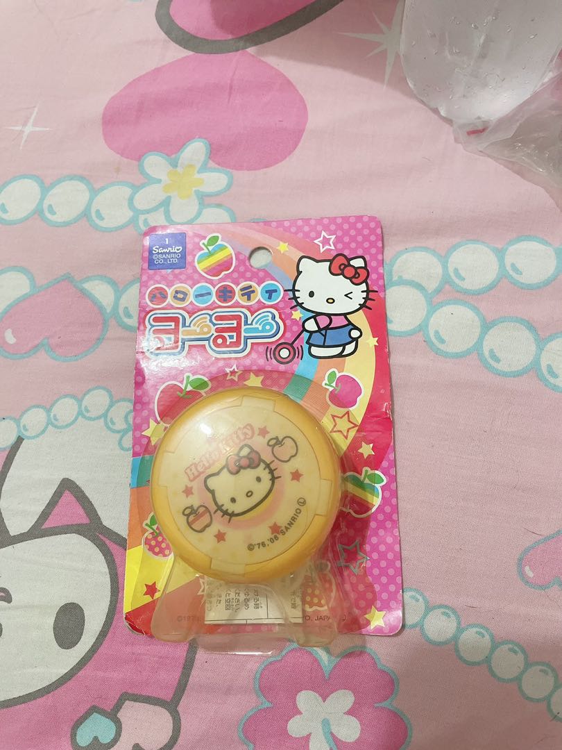 hello kitty vintage yoyo, Hobbies & Toys, Toys & Games on Carousell