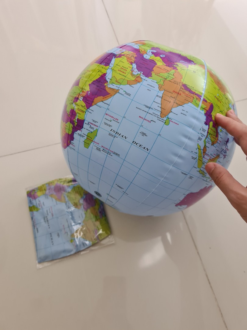 Inflatable globe educational toy beach ball outdoor play goodie bag ...
