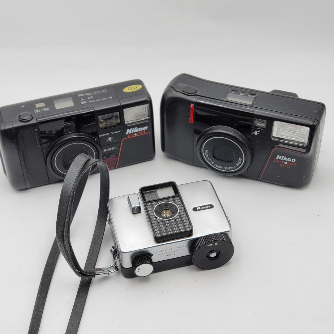 Junk film camera bundle 1, Photography, Cameras on Carousell