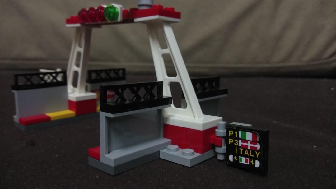 Lego Finish Line & Podium Shell V-Power 40194, Hobbies & Toys, Toys ...