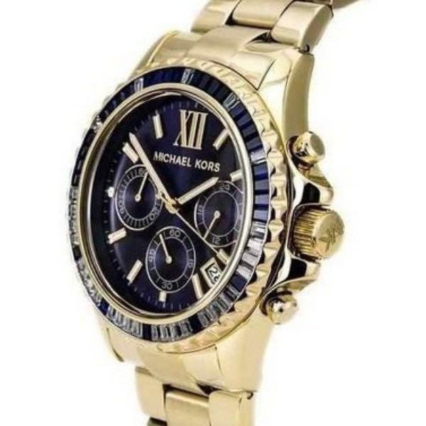 Michael Kors Watch MK5828, Luxury, Watches on Carousell