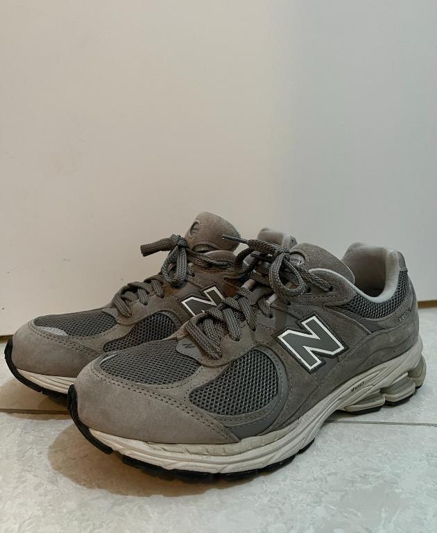 「經典灰」New Balance 2002R 灰色 ML2002RC , 男裝, 鞋, 波鞋 - Carousell