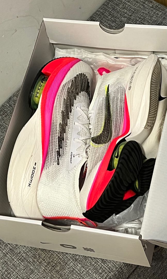 Nike Air Zoom Alphafly Next US8, Men's Fashion, Footwear, Sneakers on ...