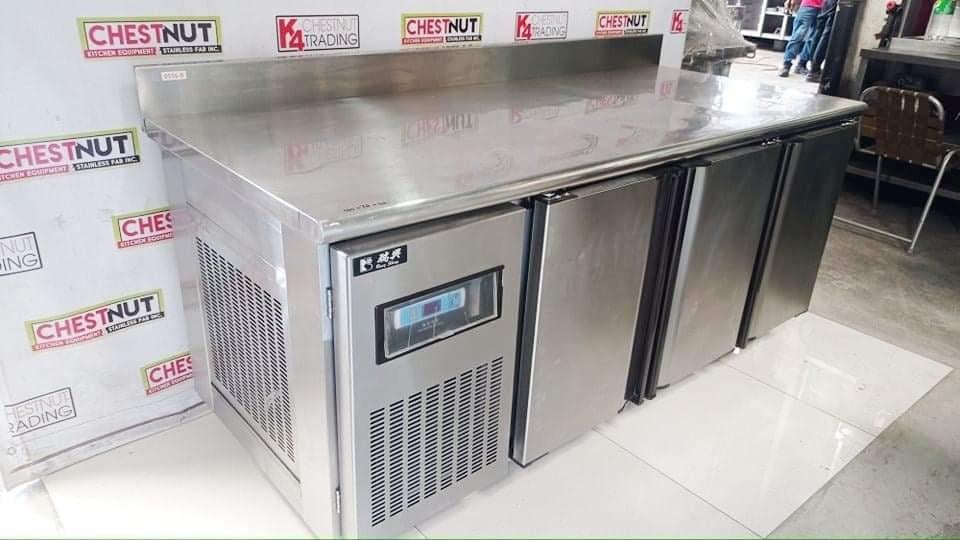 Ruey shing 3 door counter chiller, TV & Home Appliances, Kitchen ...