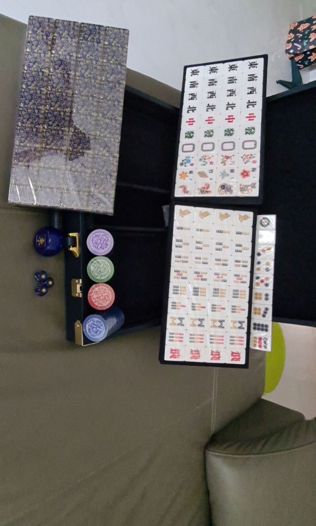 SQ Mahjong set (Blue), Hobbies & Toys on Carousell