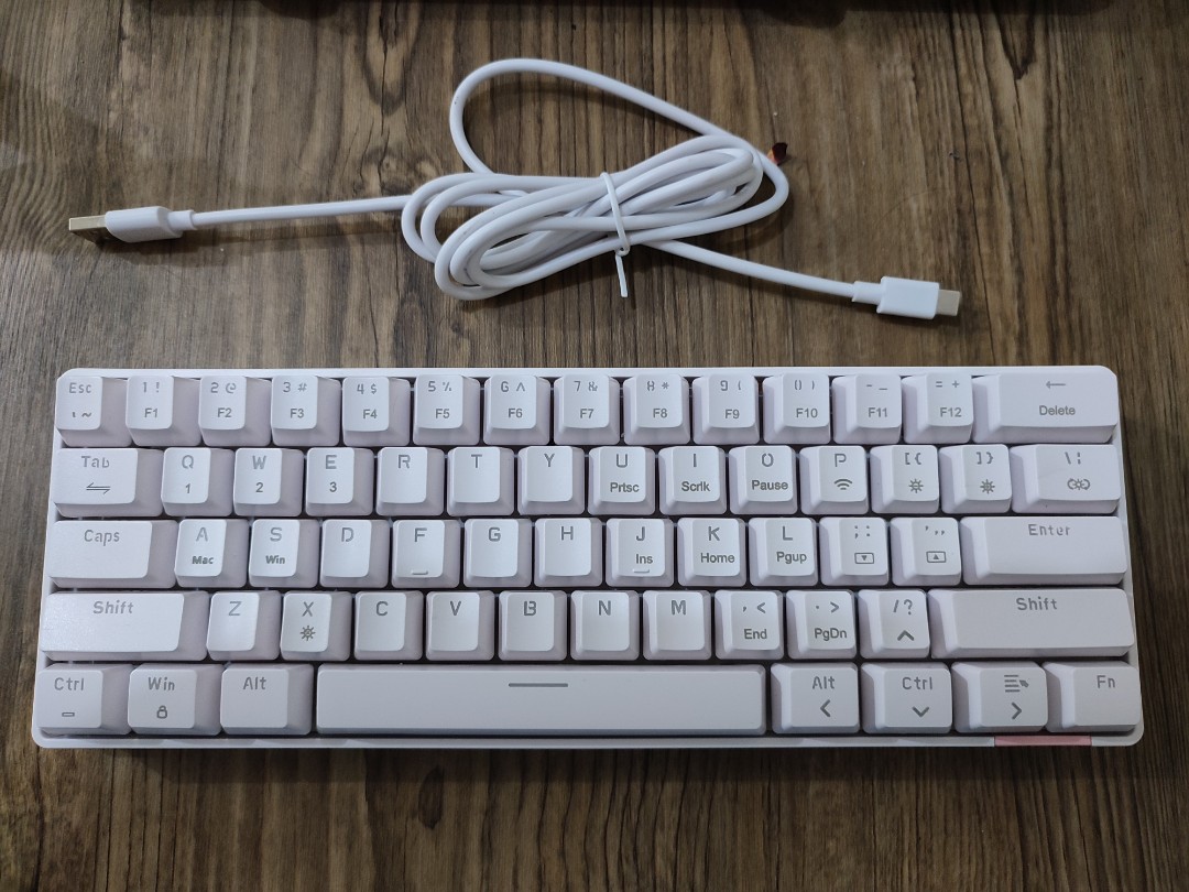 STK-61 Mechanical Keyboard (Red Switches), Computers & Tech, Parts ...