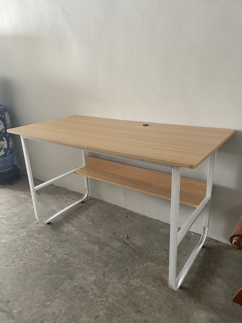 Study / Computer Table with Rounded Corners, Furniture & Home Living ...