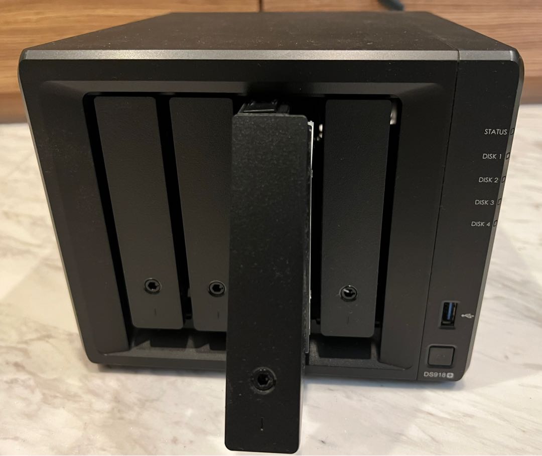 Synology DS918+ (8GB), Computers & Tech, Parts & Accessories, Networking on Carousell