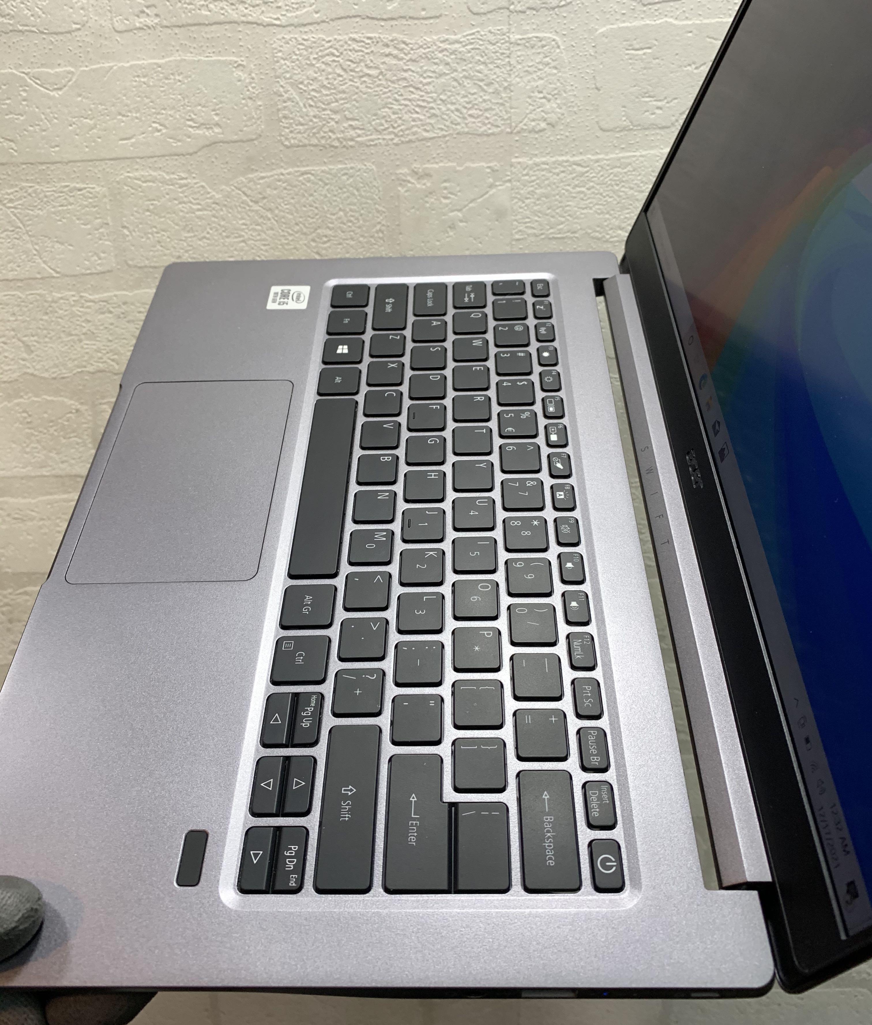 Acer Swift 3 超薄10代i5極速電腦. Core i5-1035G1. (8GBDDR4. 256GSSD). Windows ...