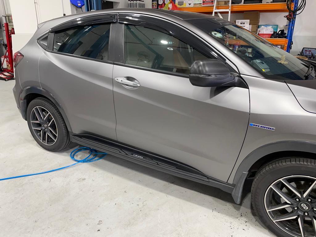Full Black Vezel side step (side skirt replacement), Car Accessories ...