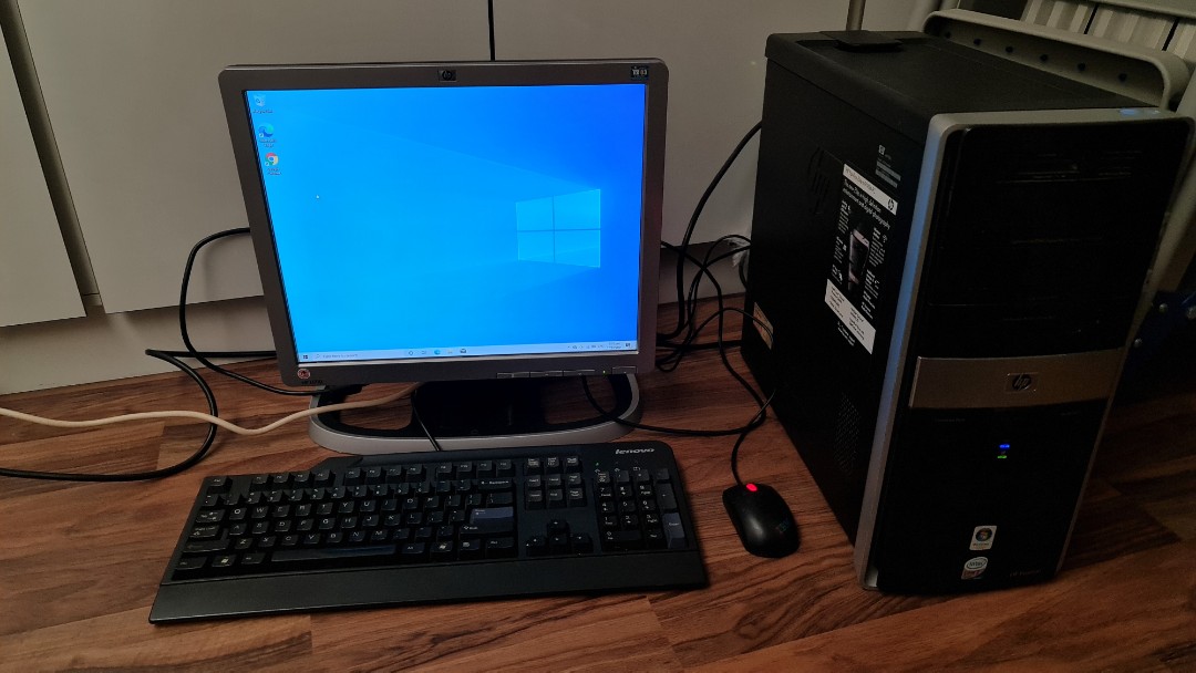 Full Set - HP Core 2 Quad PC with Monitor, Keyboard, Mouse, Computers ...
