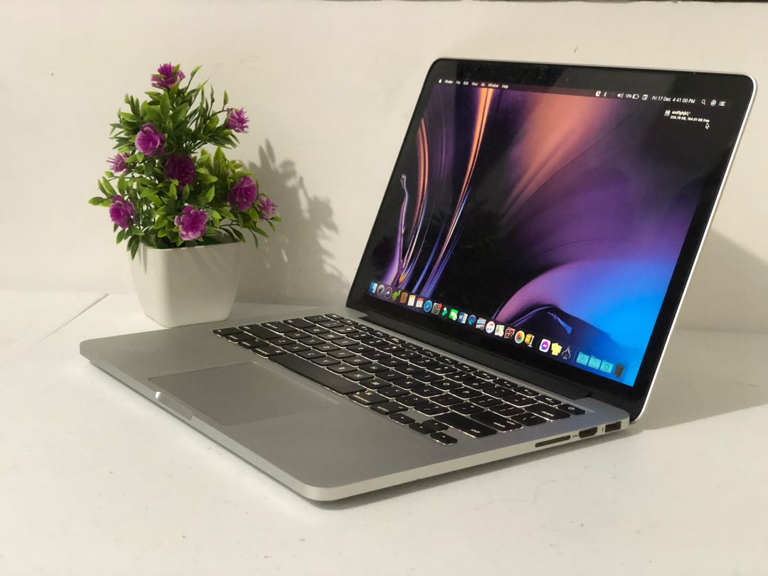 Macbook Pro Retina,13-inch,2015 8GB 256GB SSD Os Catalina version ...