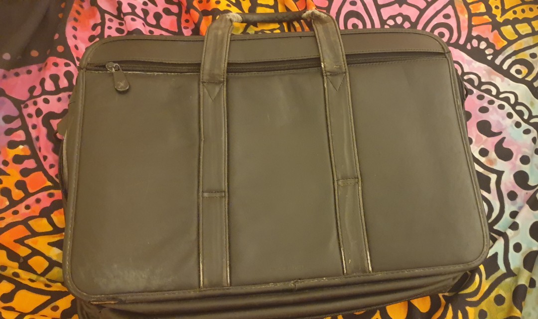 Perry Ellis Leather Briefcase laptop bag wd a lot of Compartments, Men ...