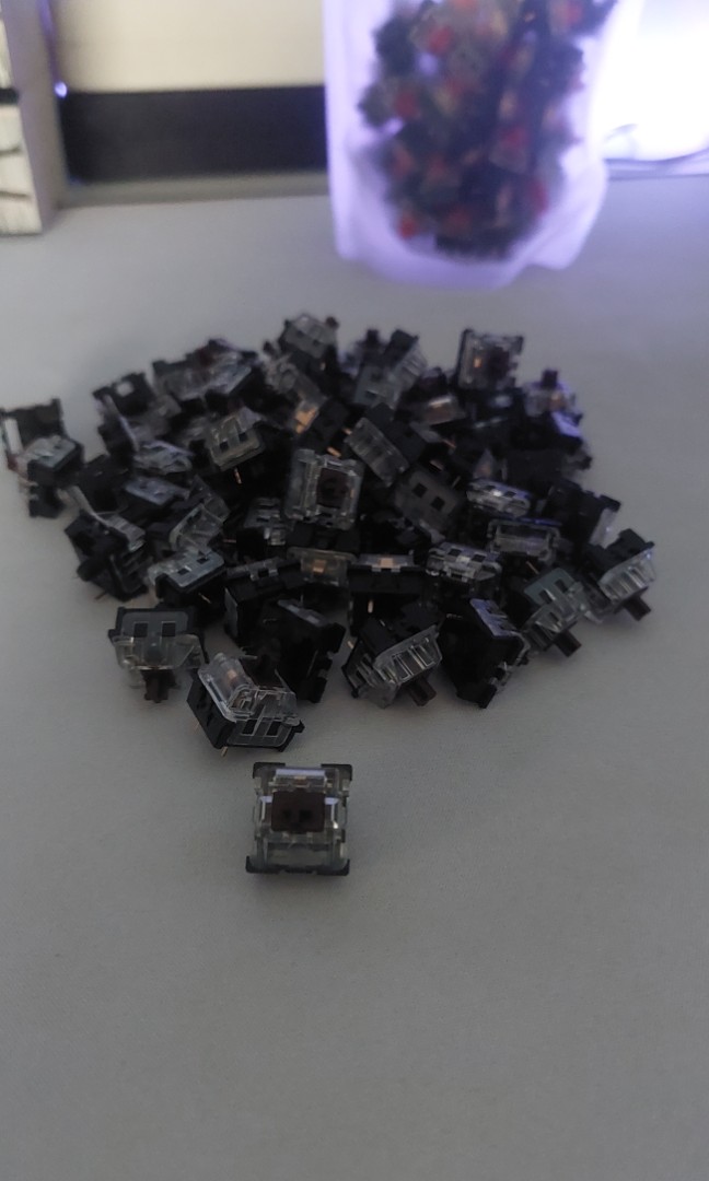 Royal Kludge RK Brown Switches (68x), Computers & Tech, Parts ...