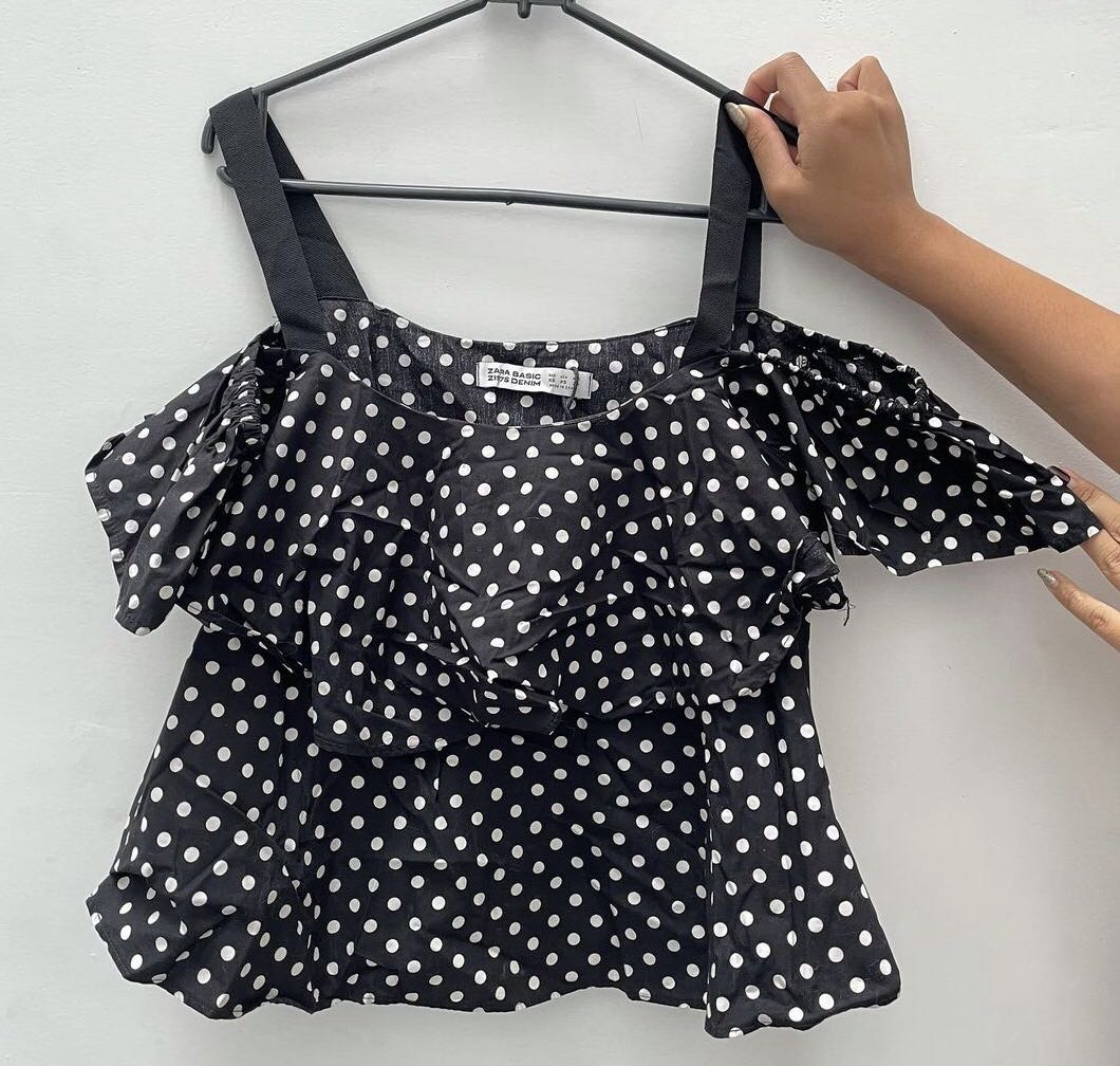 Sabrina Top ZARA COUNTER INDO, Fesyen Wanita, Pakaian Wanita, Atasan di ...