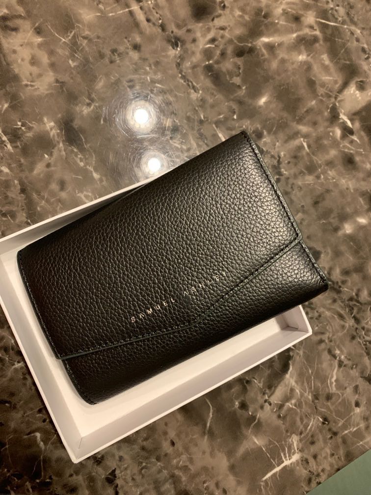 Samuel Ashley wallet, Men's Fashion, Watches & Accessories, Wallets ...