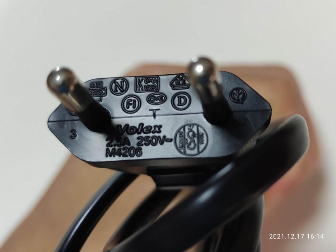 Standard IEC C7 Connector, Computers & Tech, Parts & Accessories ...