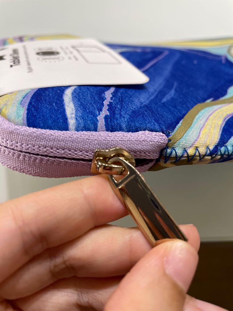 Tablet Sleeve 10 inch - Brand: Typo, Computers & Tech, Parts ...