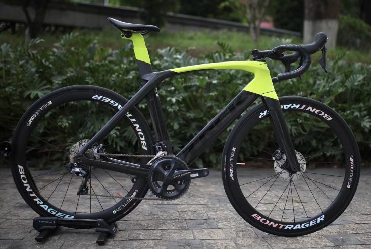 降價Trek madone sl6 崔克馬東碟剎公路車 Shimano UT8020大套 原廠原裝配置, 運動產品, 單車及配件, 單車 ...