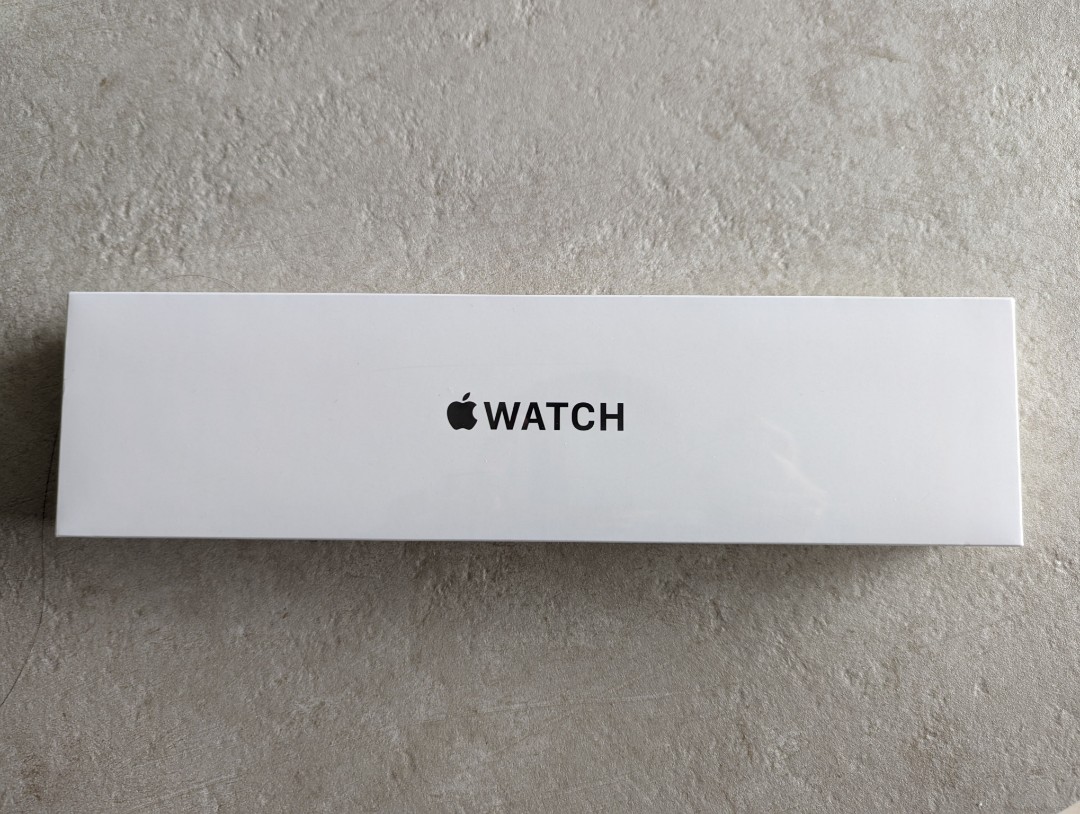 Apple Watch SE 40mm Space Gary midnight sport band, Mobile Phones ...