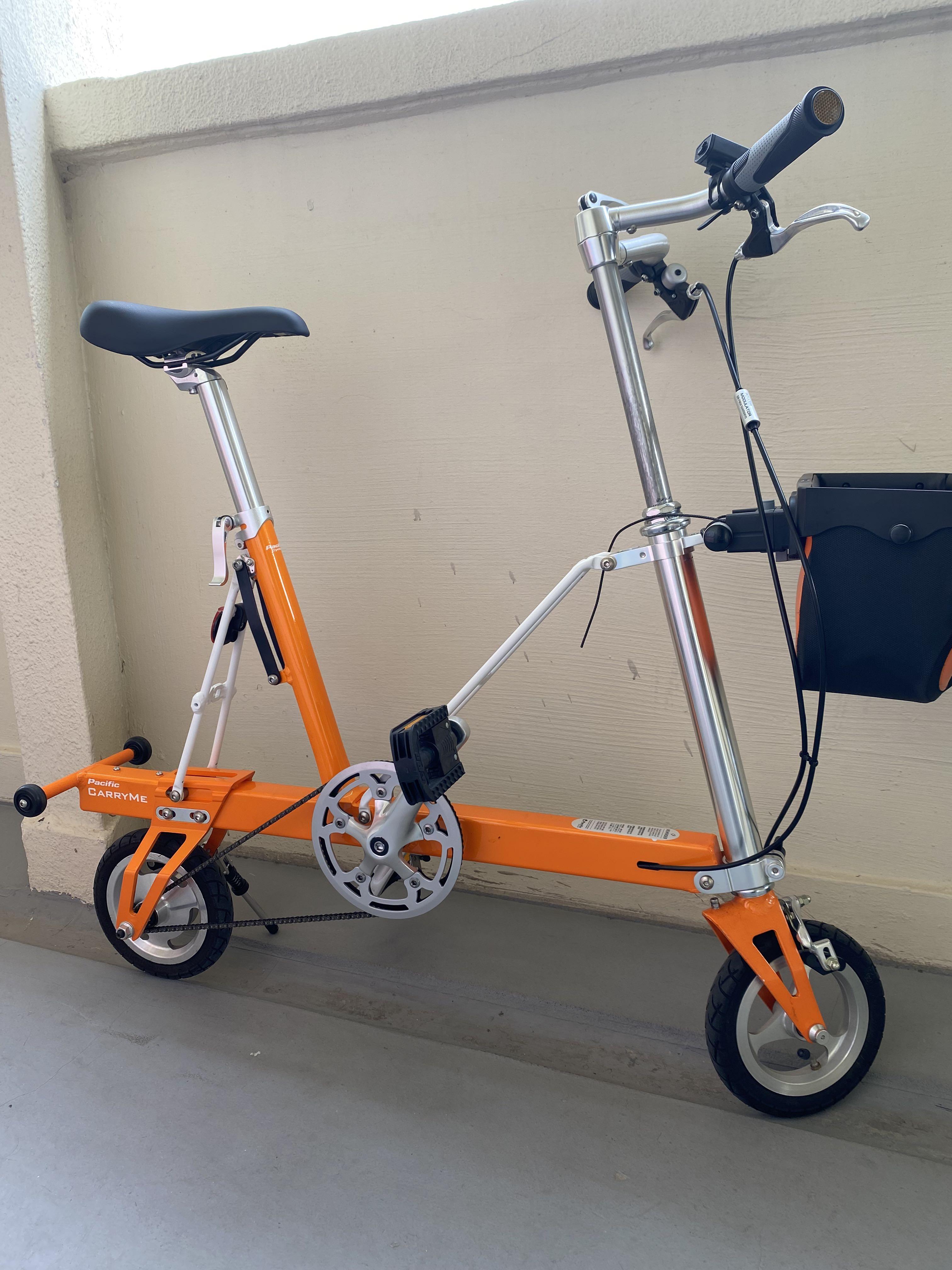 CarryMe bicycle, Sports Equipment, Bicycles & Parts, Bicycles on Carousell