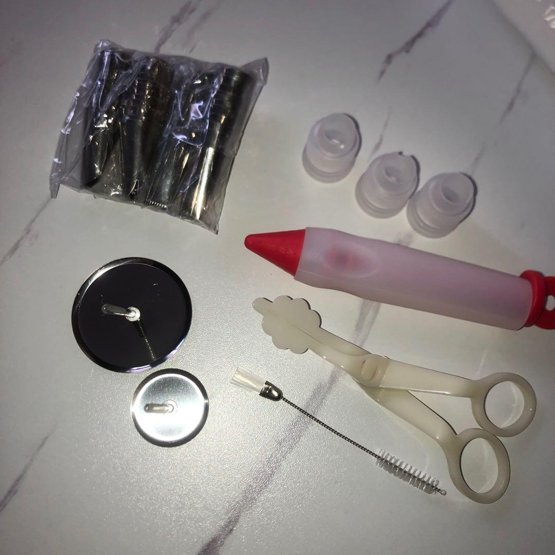 FREE REG MAIL Complete cake turntable set, Food & Drinks, Homemade ...