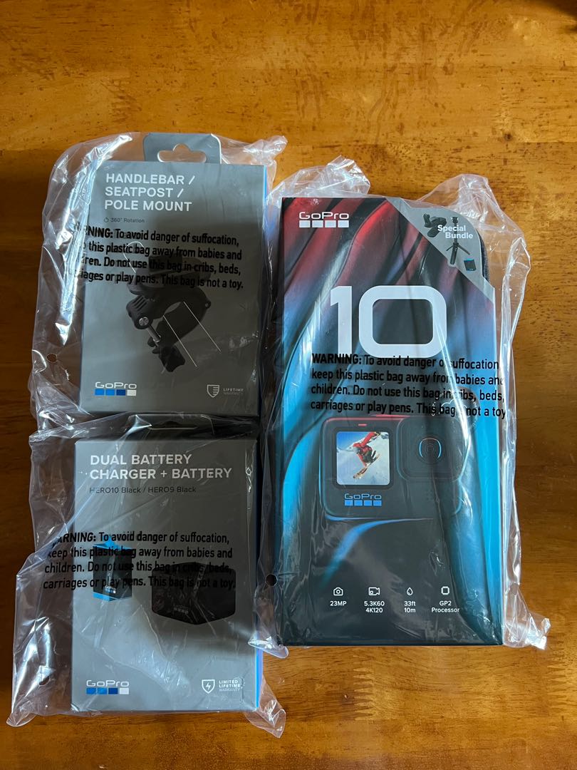 GoPro Hero 10 Black Special Bundle + GoPro Dual Battery Charger with ...
