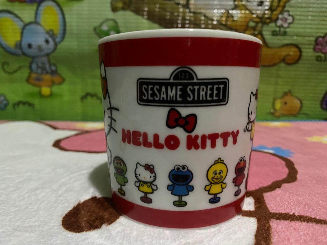 Hello Kitty Elmo, Announcements on Carousell