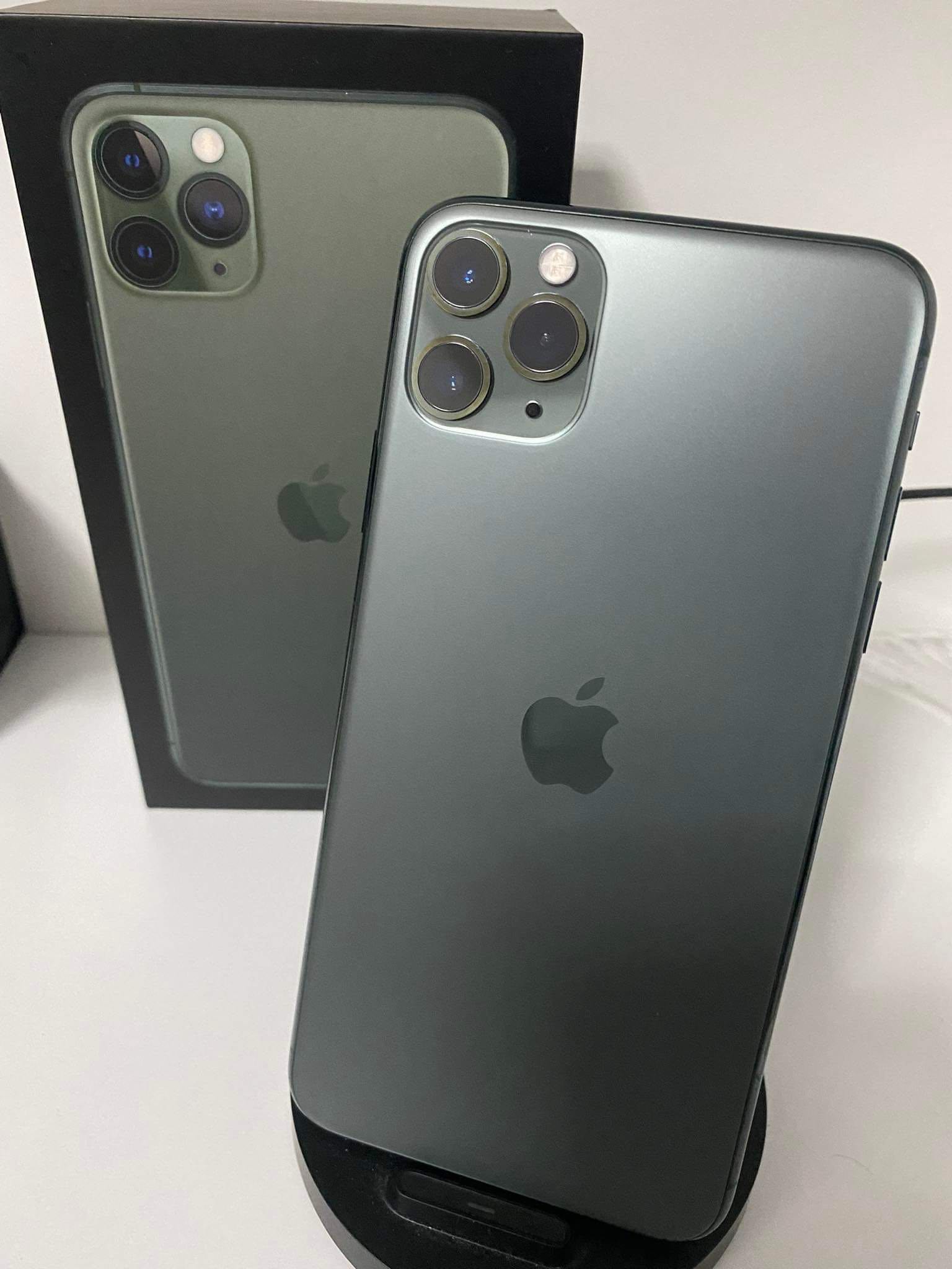 Iphone 11 pro max 256gb Globelocked (Midnight Green), Mobile Phones ...