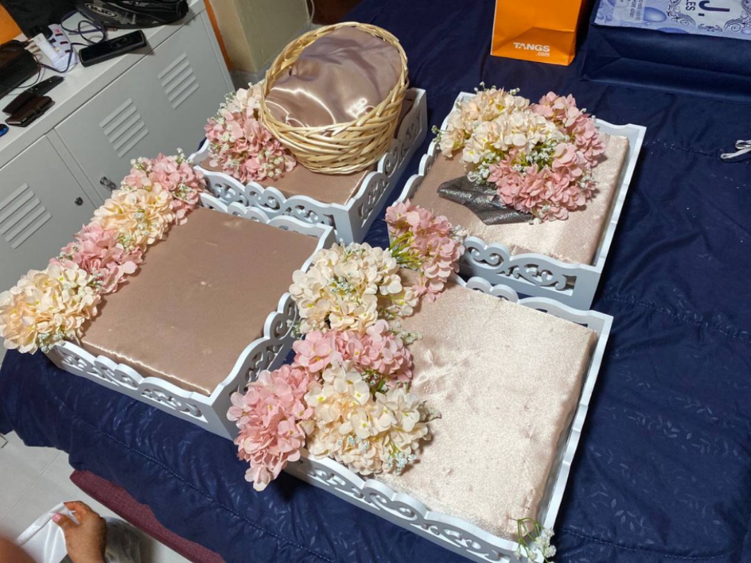 SELLING Dulang Hantaran Wedding Trays, Hobbies & Toys, Stationery ...