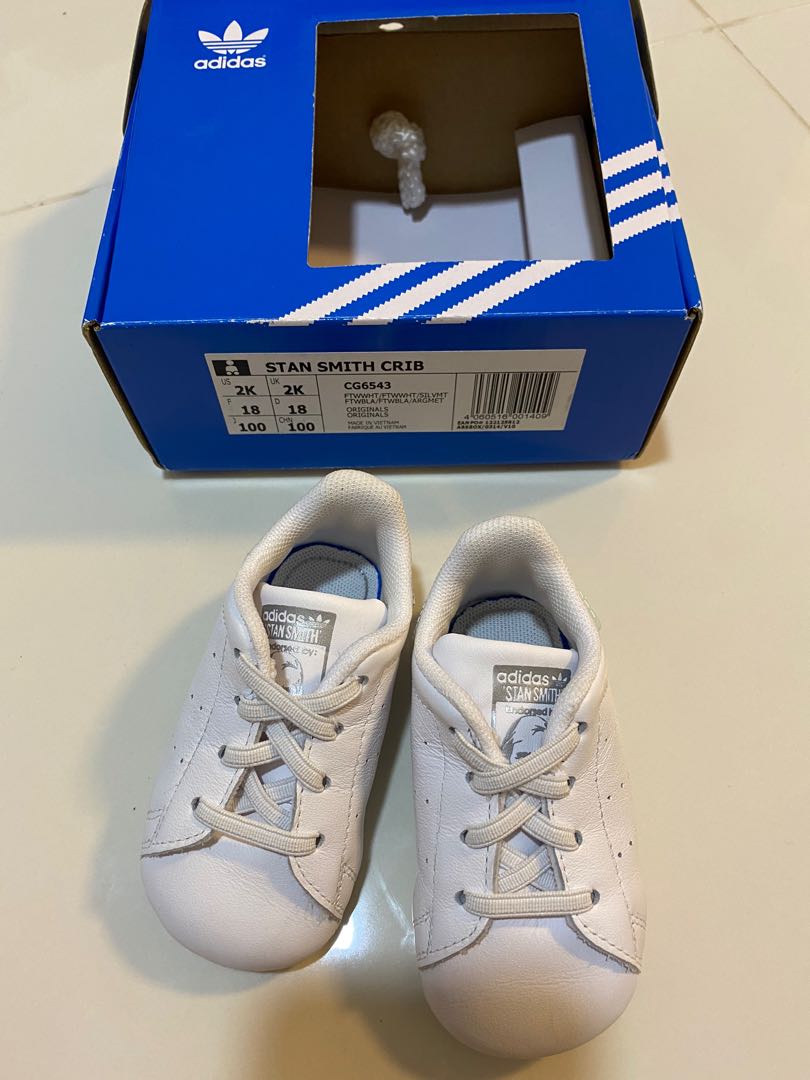 Stan smith crib sneakers for baby, Babies & Kids, Babies & Kids Fashion ...