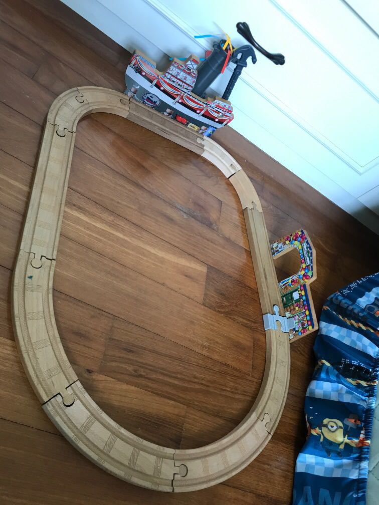 Thomas the Tank Engine Celebration Set, Hobbies & Toys, Toys & Games on ...