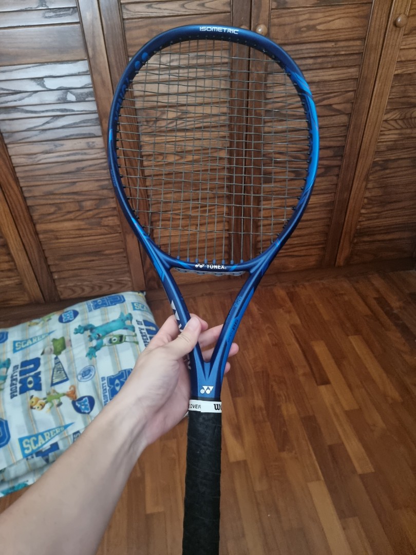 Yonex ezone 98 tour 2020 (G2), Sports Equipment, Sports & Games, Racket ...