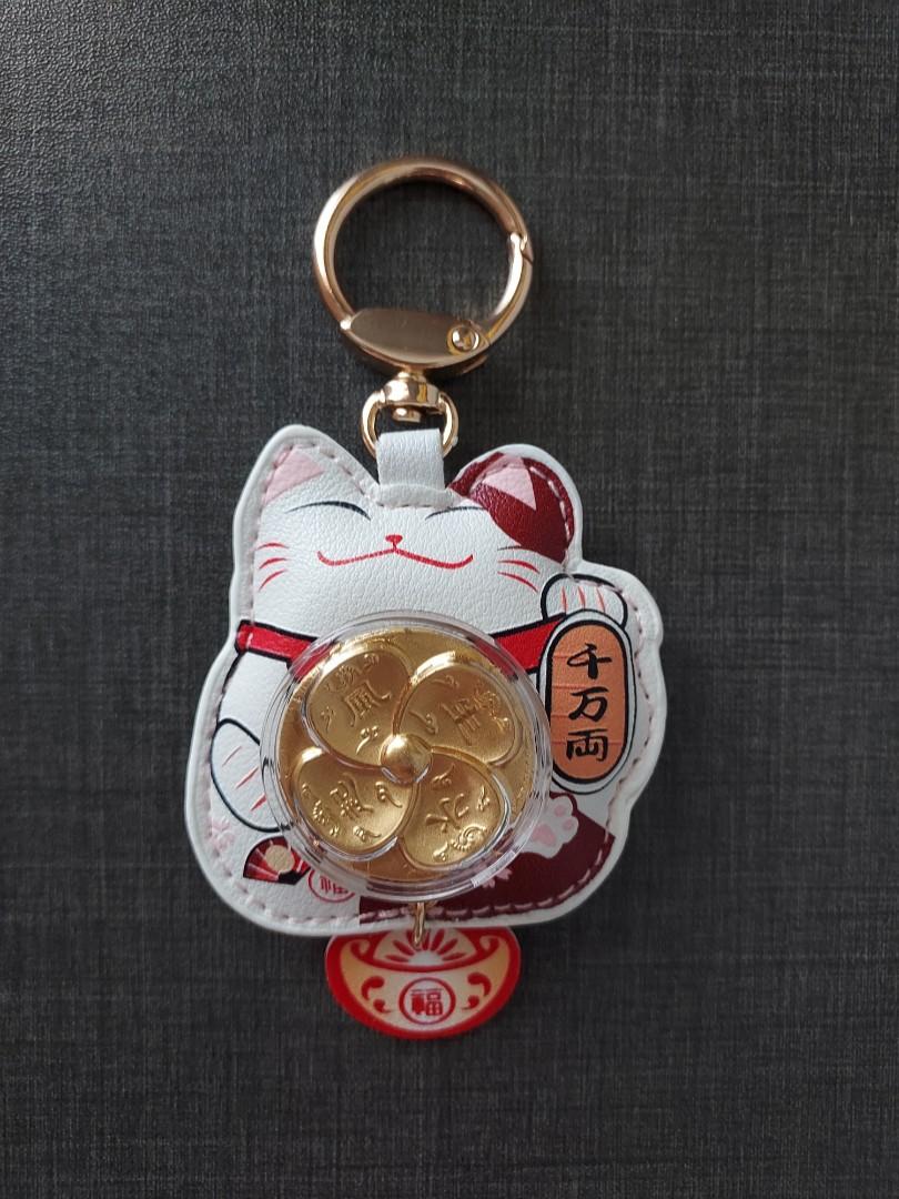 周大福 Chow Tai Fook Fortune Cat Keychain, Women's Fashion, Watches ...
