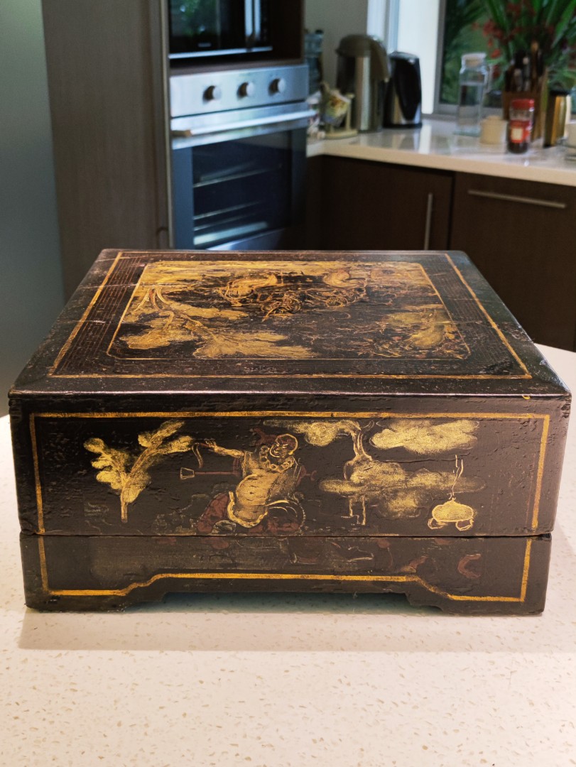 Antique lacquer box, Hobbies & Toys, Memorabilia & Collectibles ...