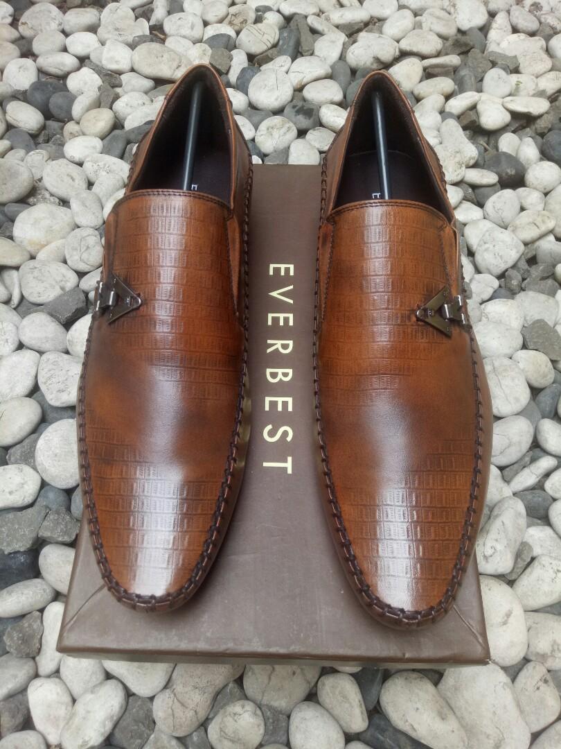 Everbest Shoes Coklat, Fesyen Pria, Sepatu , Sepatu Formal di Carousell