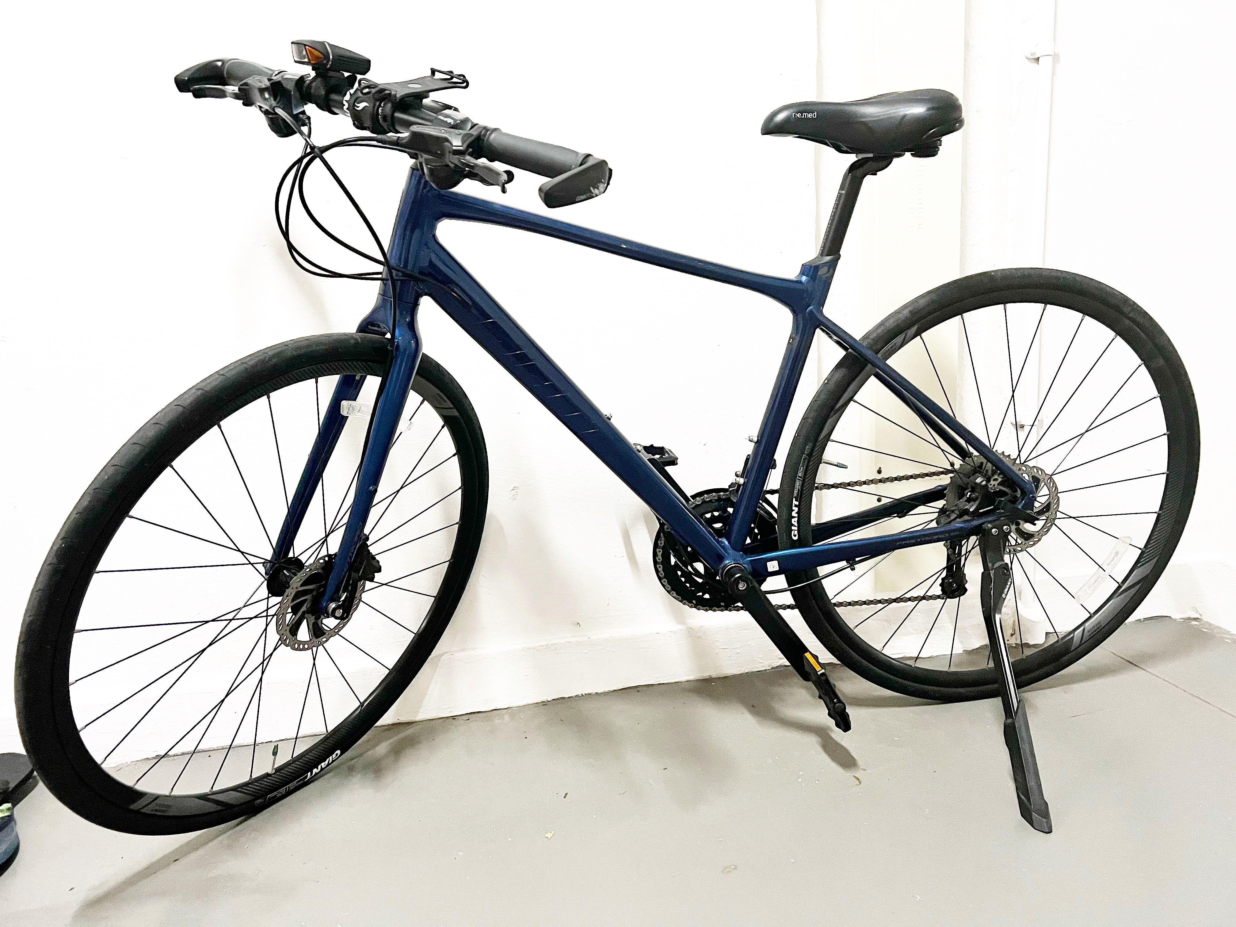 Giant Fastroad SL2, Sports Equipment, Bicycles & Parts, Bicycles on ...