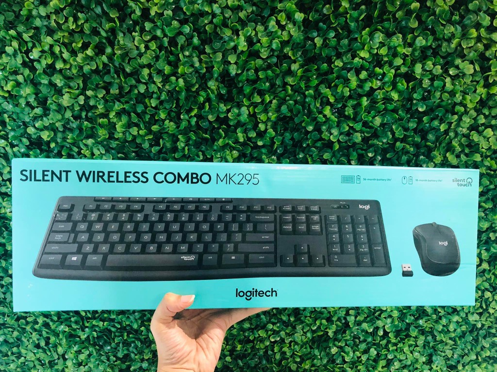Logitech Mk295 Silent Wireless Keyboad And Mouse Combo Computers 1266