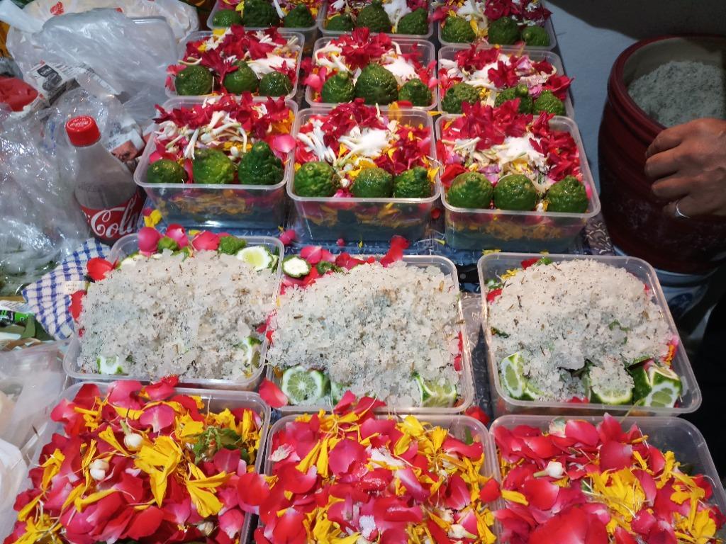 Mandi Bunga Bath Package, Hobbies & Toys, Memorabilia & Collectibles ...