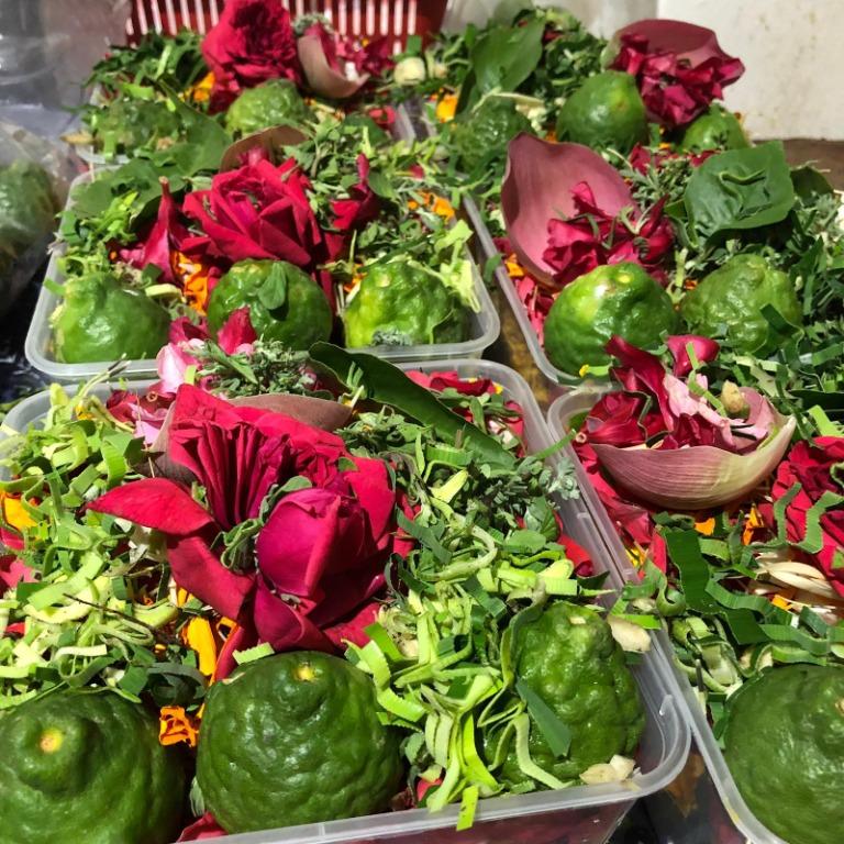 Mandi Bunga Bath Package, Hobbies & Toys, Memorabilia & Collectibles ...