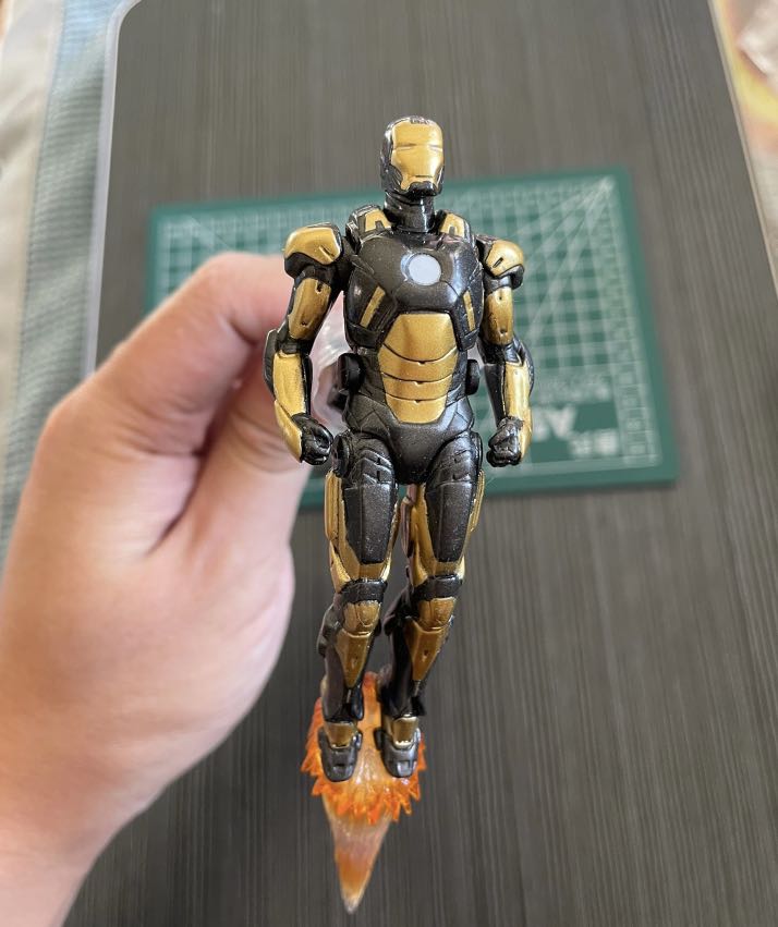 MARVEL IRON MAN 3 HOT TOYS 1/6 SCALE MMS309 IRON MAN MK40 SHORT GUN ...