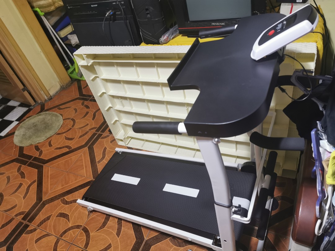 Mini Treadmill Manual, Sports Equipment, Exercise & Fitness, Cardio ...