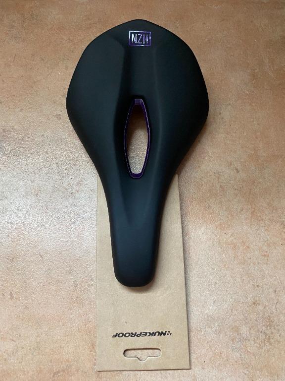 Nukeproof Horizon Enduro Saddle, Sports Equipment, Bicycles & Parts ...