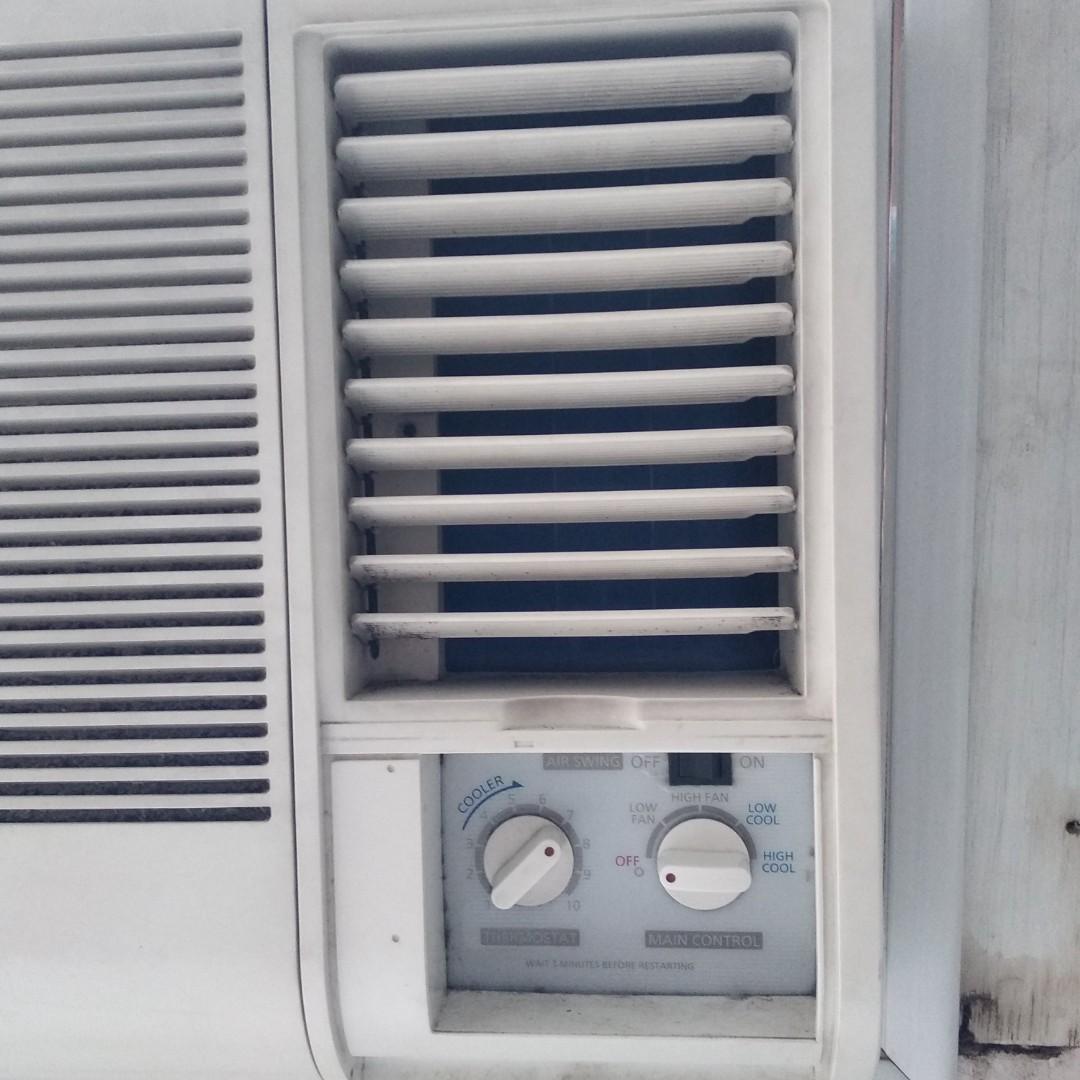 Panasonic 1HP Window Type Aircon, TV & Home Appliances, Air ...